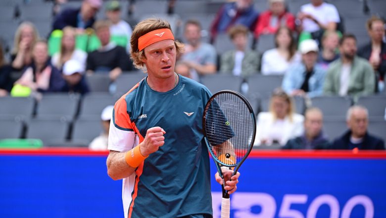 Link trực tiếp tennis Auger-Aliassime vs Rublev - Vòng 4 US Open, 22h30 ...